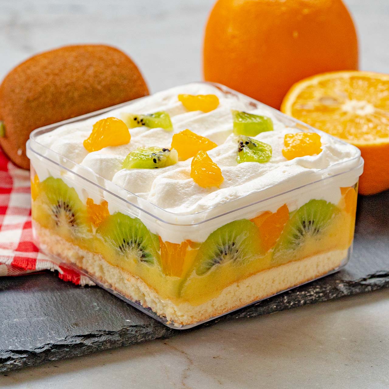 Dessert Box: Inovasi dan variasi Kuliner dalam Kotak Kecil.