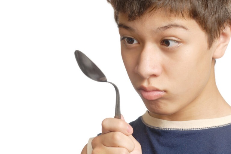 Telekinesis :Mastering Mind-Controlled Manipulation - Teleanalysis