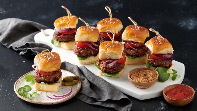 Burger Mini: 5 Sensasi Kuliner Imut yang Delicious